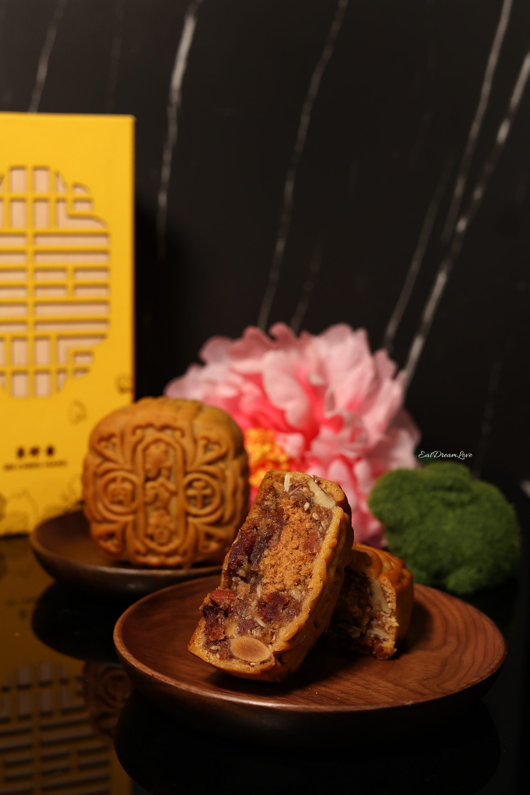Bee Cheng Hiang Bakkwa Mooncakes 2022 – EatDreamLove