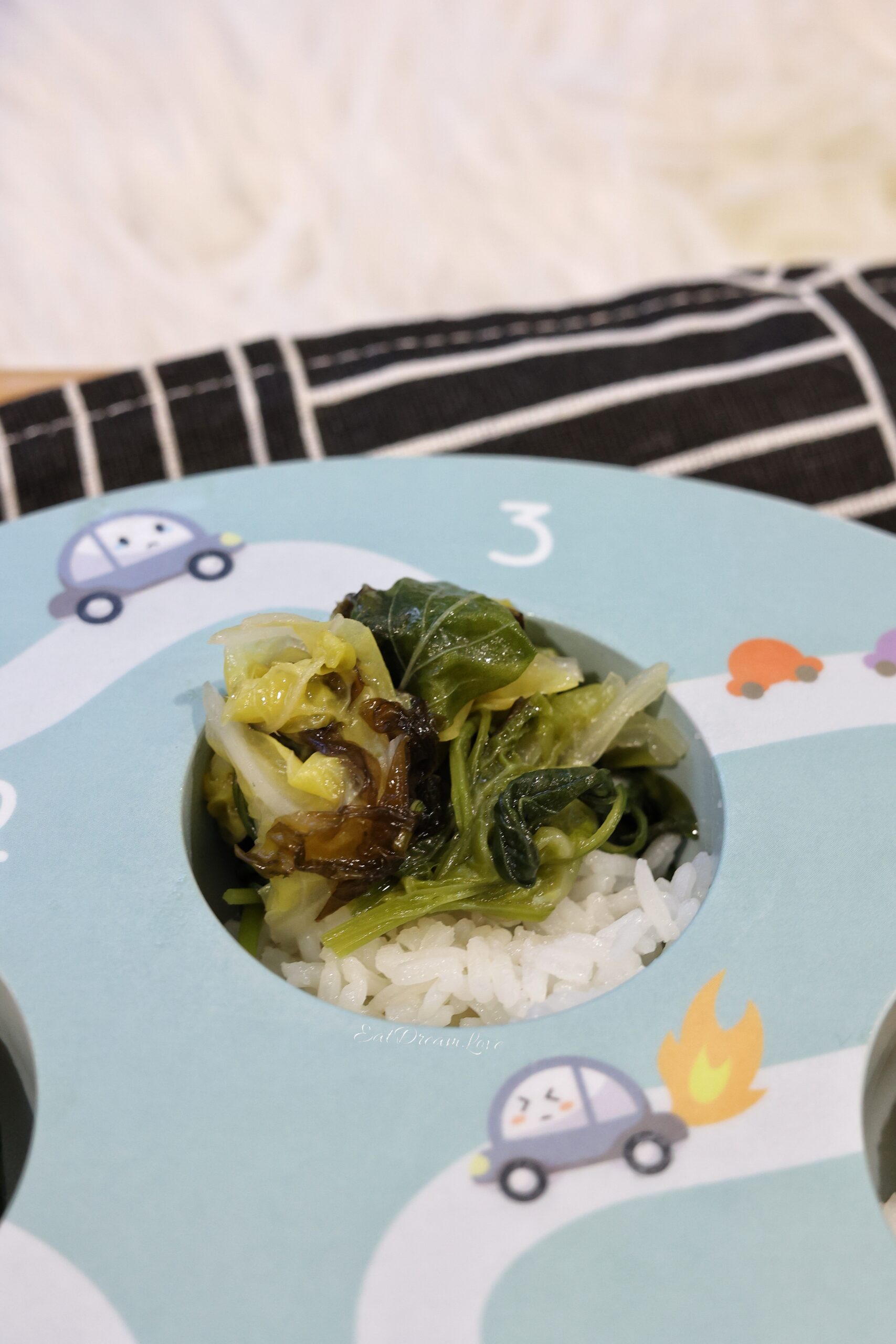 Meal time with My Story Plate By A Lil’ Love! - EatDreamLove